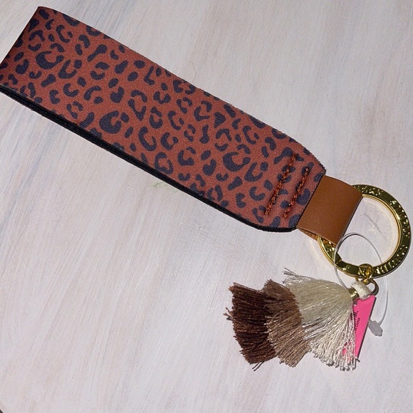Simply Southern | Accessories | Nwt Simply Southern Keychain Leopard | Poshmark